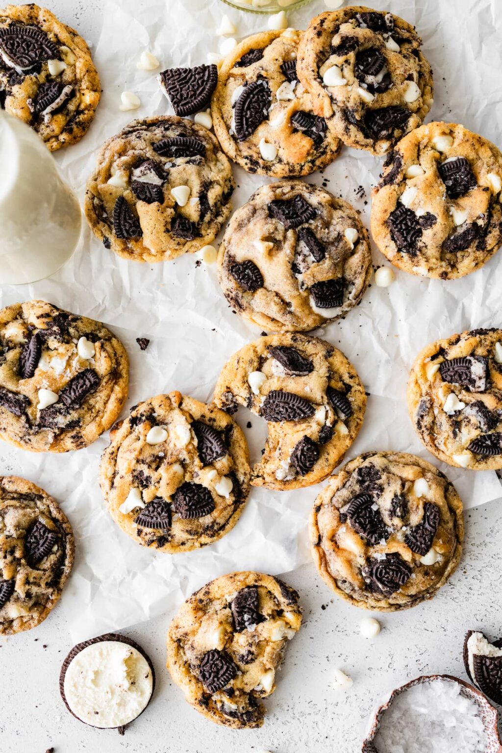 Unveiling the CBDivine Cookies & Cream Cookie – A Gourmet Treat